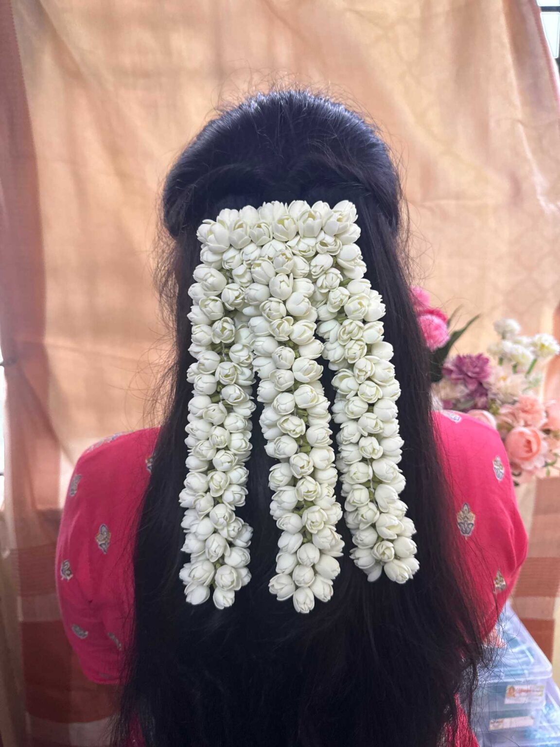 Centre Clip with 3 Layer Bloomed Mottu Malli – J317 - Maaya Creations